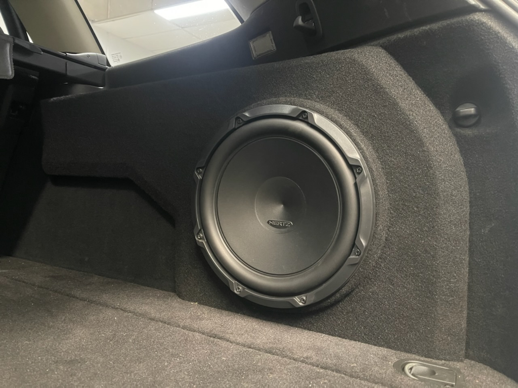 Aerpro APSBVFW 10" Subwoofer Enclosure to suit Holden VE-VF Commodore ...